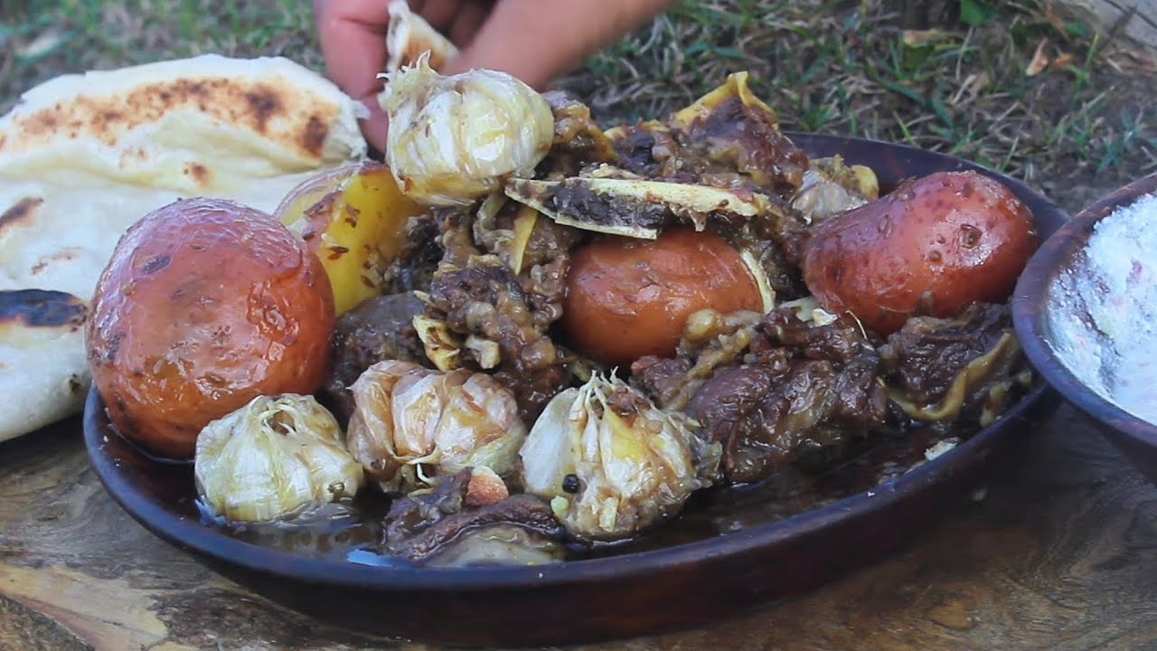 Delicious Beef Cooking in traditional style - YouTube