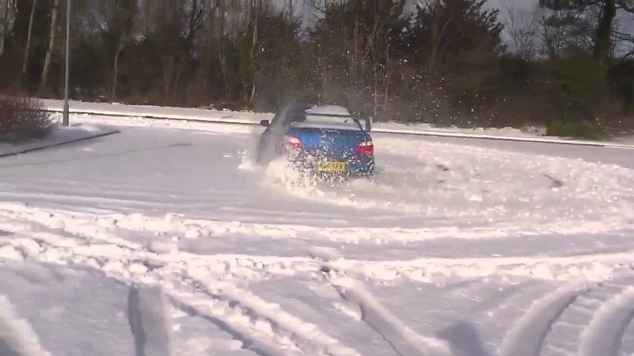 Subaru impreza in the snow - YouTube
