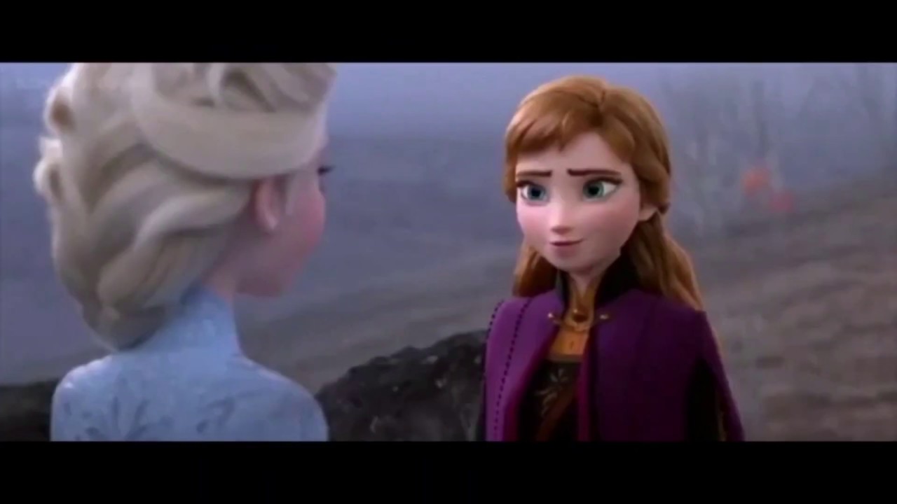 Sonic Introduces Himself to Anna & Elsa - YouTube