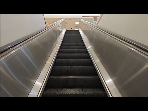 Otis Escalators @ Saks Fifth Avenue - Beachwood Place - Beachwood, OH