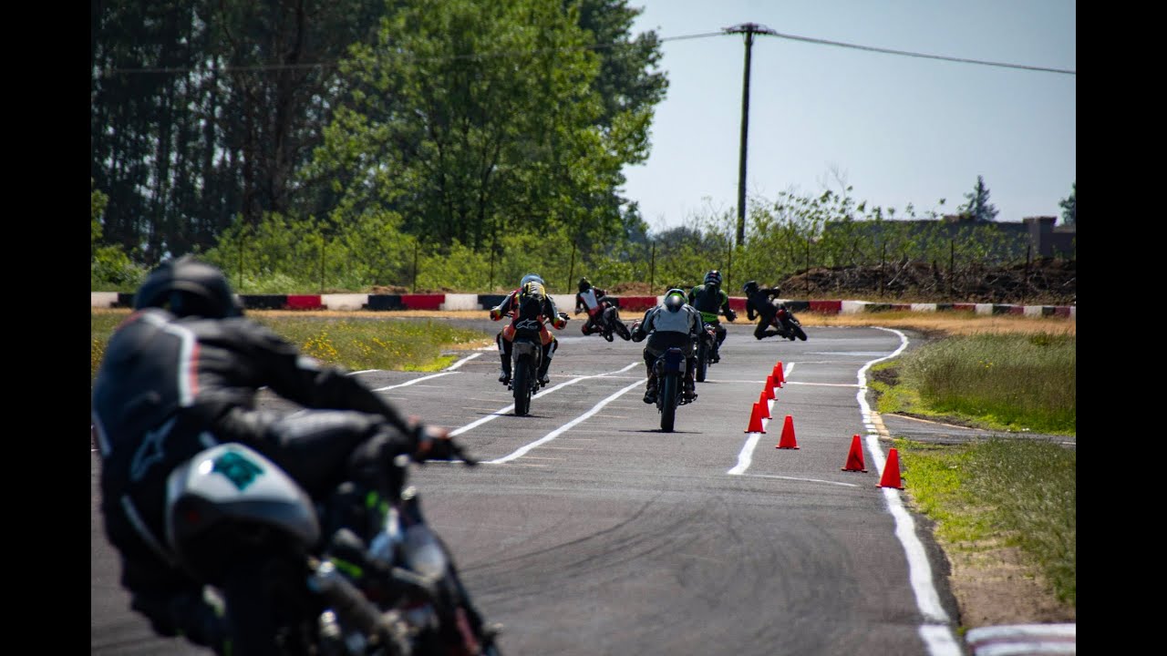 NorthWest Mini Moto 6-hour endurance @ Mac Track in McMinnville, OR ...