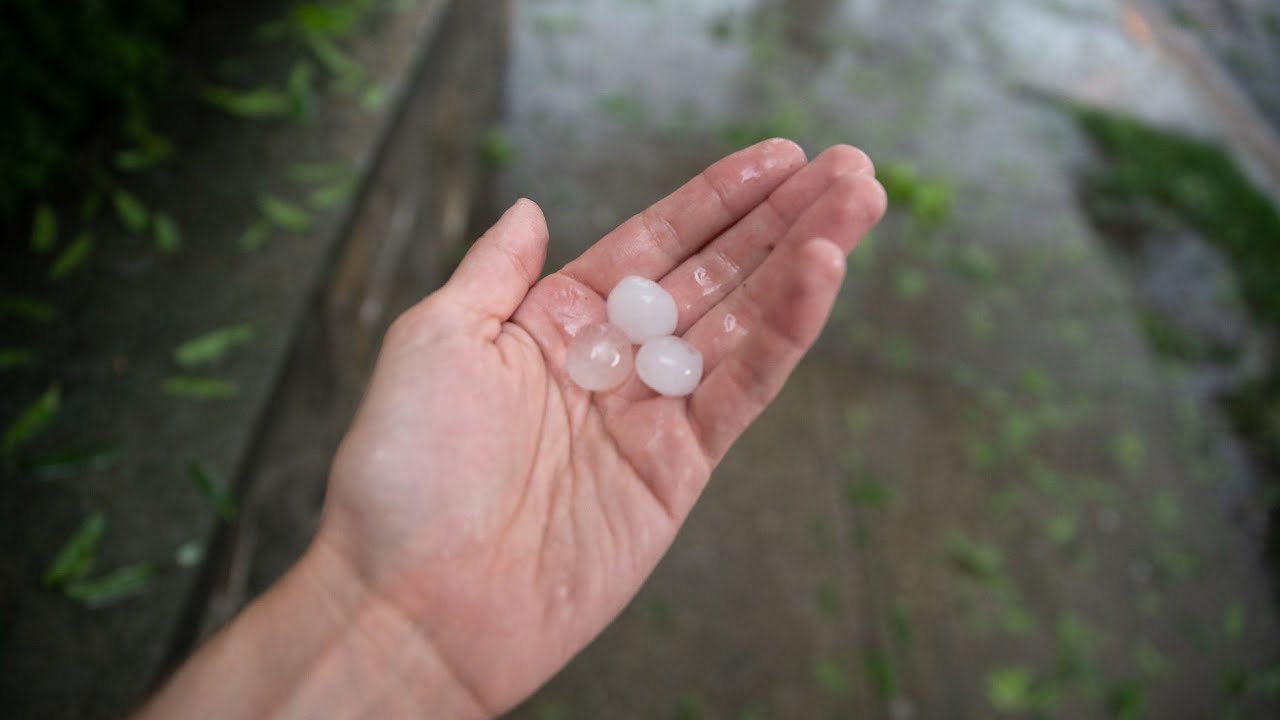 My First Time Seeing Ice Falling from the Storm it is HAIL! And it's ...
