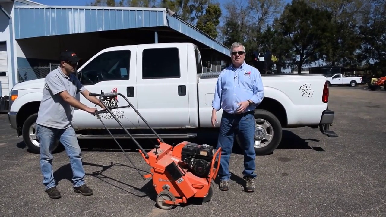 How to operate the Husqvarna AR19 Aerator - YouTube