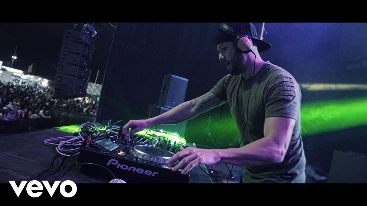 Ray Castellano - Fiesta ft. Edwin Rivera - YouTube