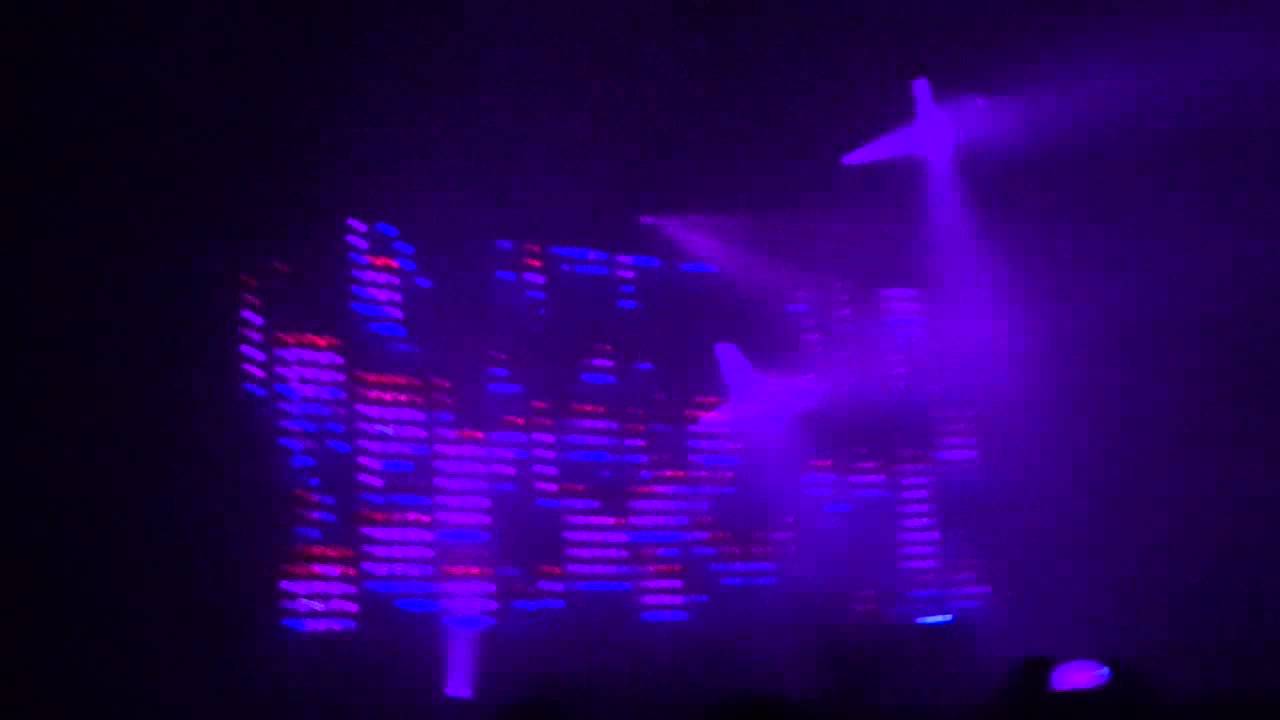 I love techno 2014 underworld live - YouTube
