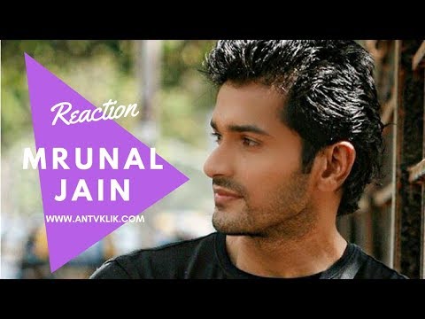 REAKSI MRUNAL JAIN SAAT LIHAT FOTO MASA LALUNYA