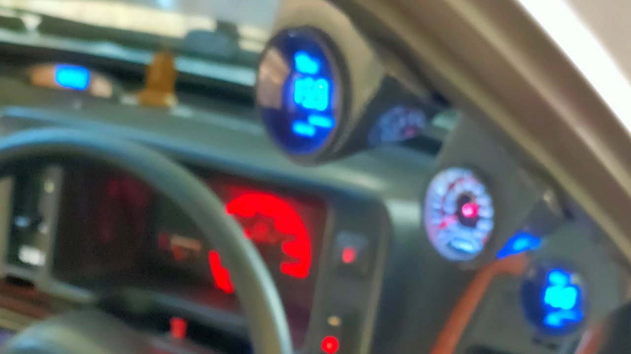 Modified Maruti 800 Engine Revving Up - YouTube