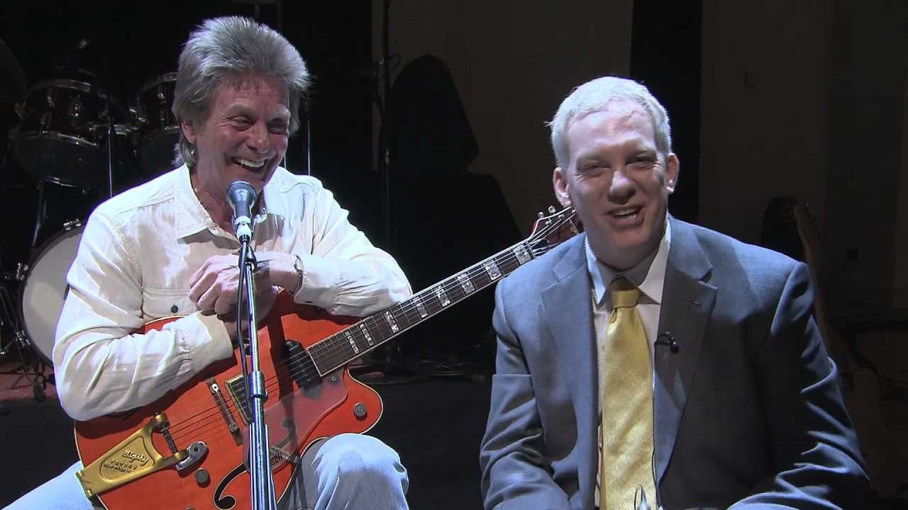 JOE BROWN MEETS NEIL SEAN - YouTube