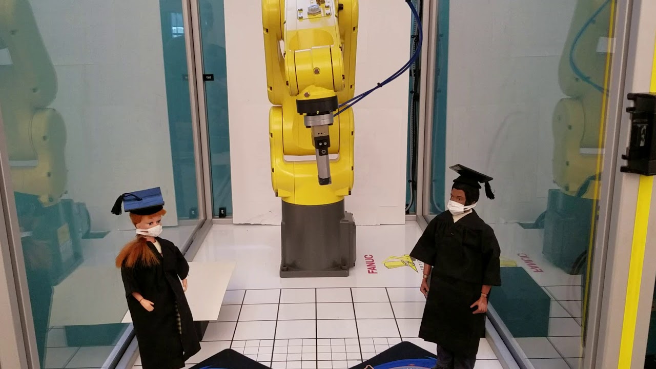 Robot Congratulations to the Class of 2020! - YouTube