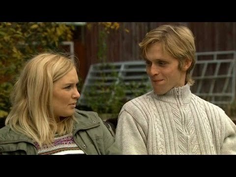Linda Lindorff träffar Fredrik Holm och hans Therese - Bonde söker fru ...