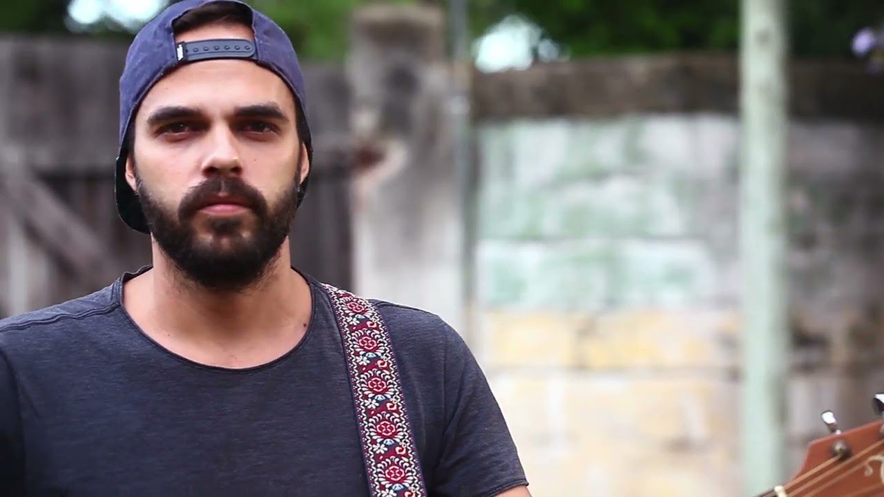 Feel So Close - Calvin Harris (Cover by Cahê Archer) - YouTube
