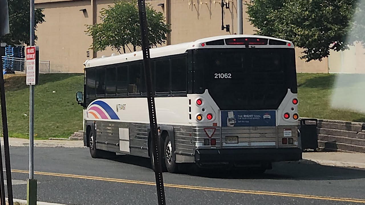 [LIVE] Going to New York On NJ Transit - YouTube