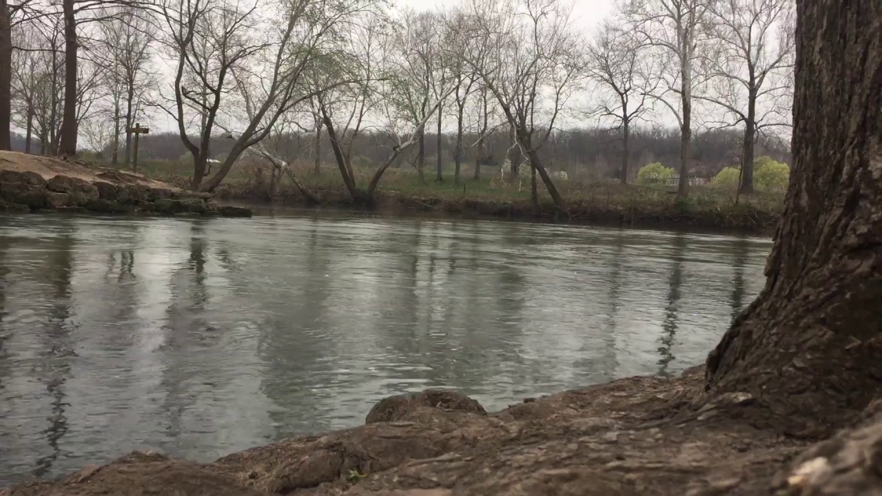 Bennett Spring Meets Niangua River | Bennett Spring State Park - YouTube