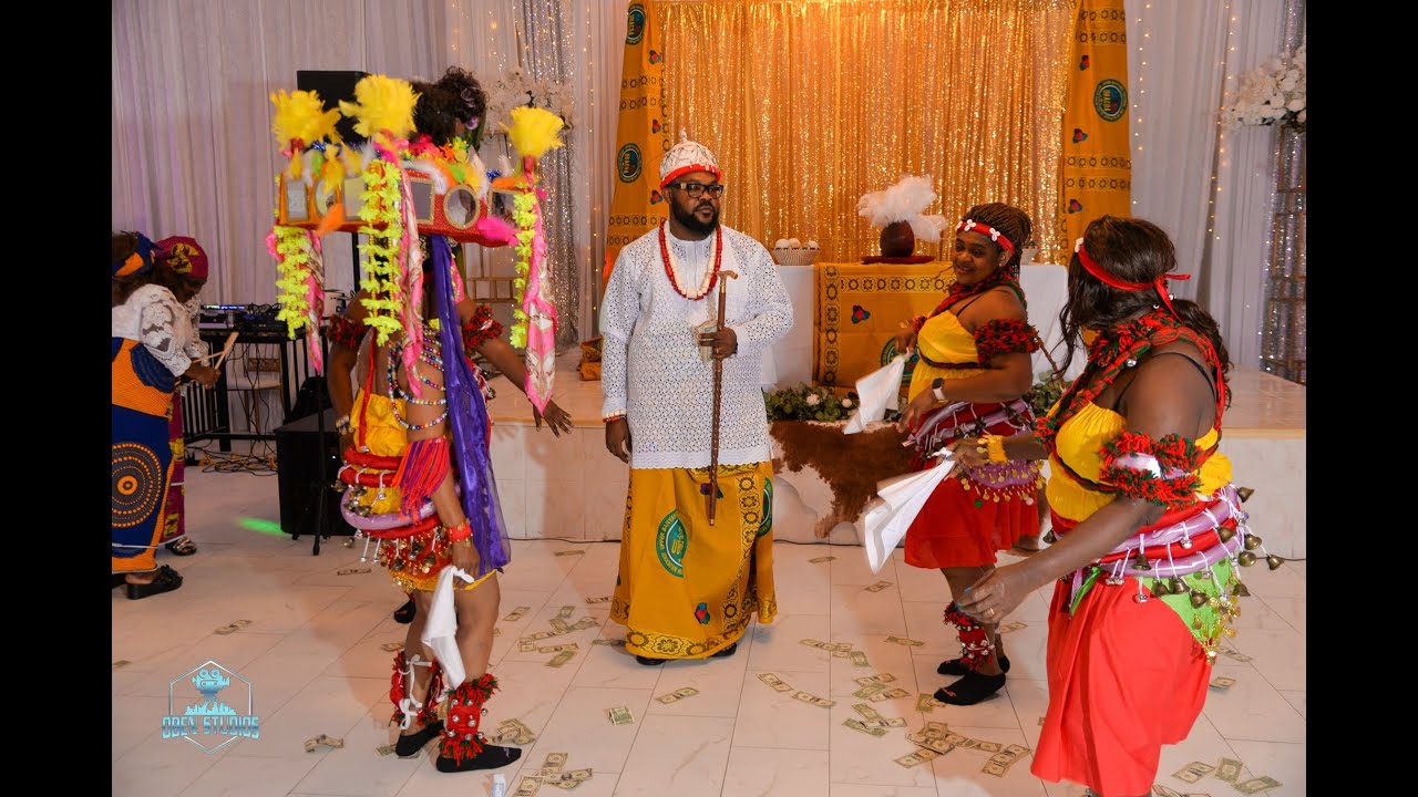 MONIKIM DANCE [UPPER BANYANG UNIFORM LAUNCH] - YouTube