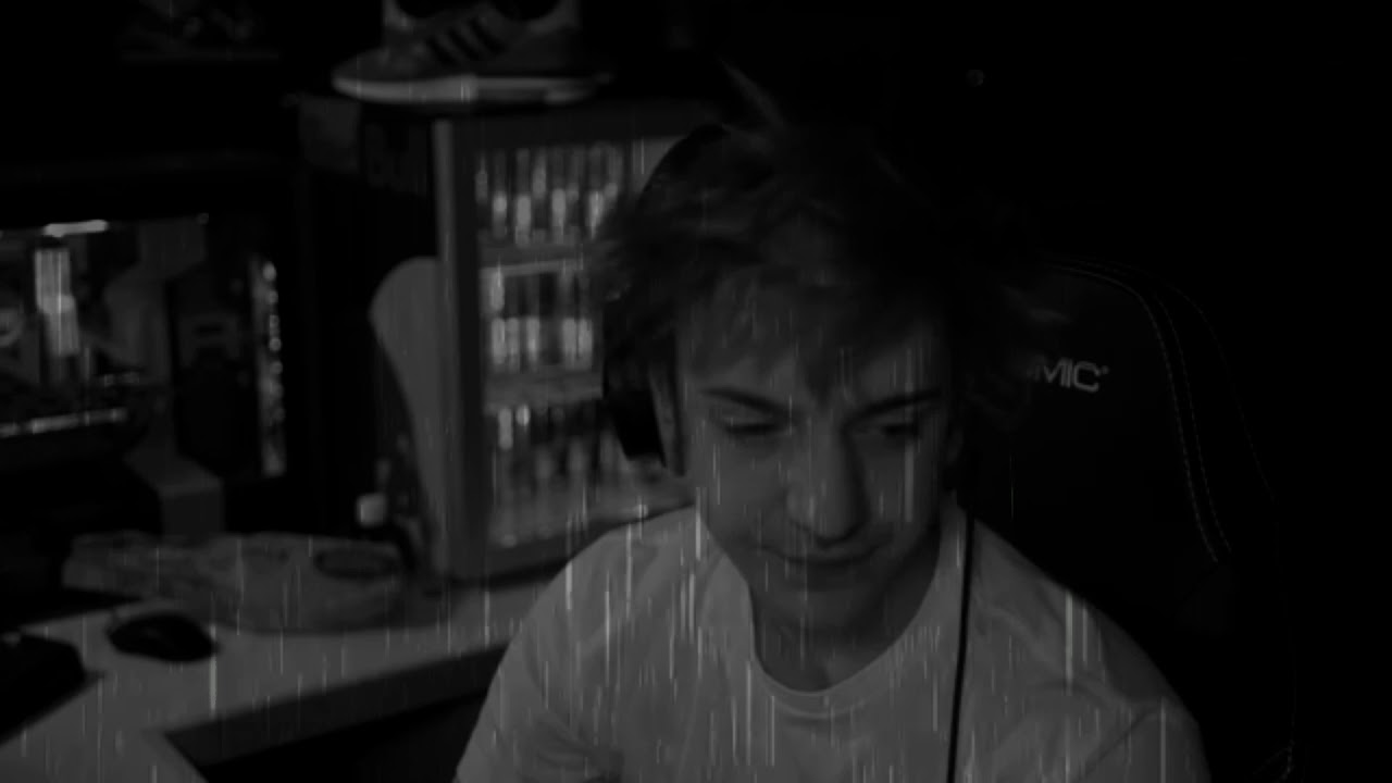 SAD NINJA WITH SAD MUSIC AND SAD RAIN EFFECT - YouTube