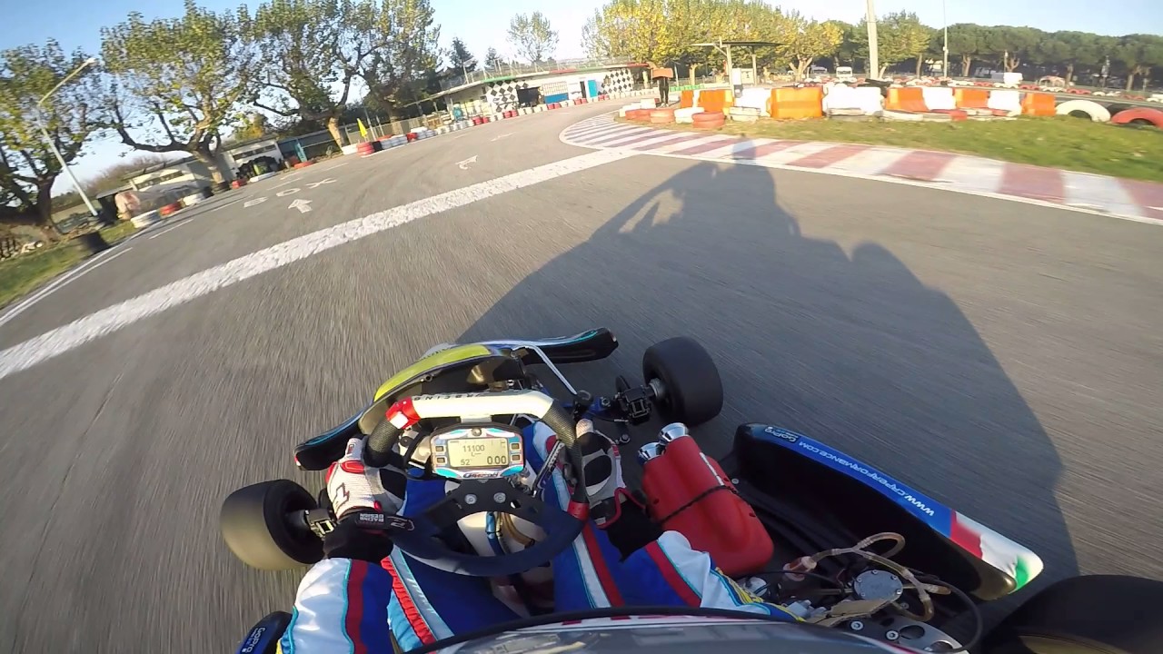 Go Kart Crash (HD) - YouTube