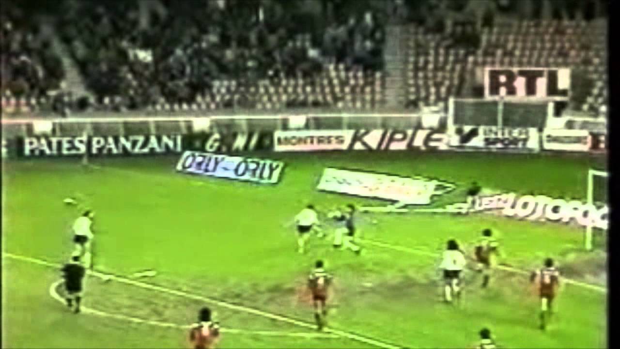 PSG Monaco 1986 - YouTube
