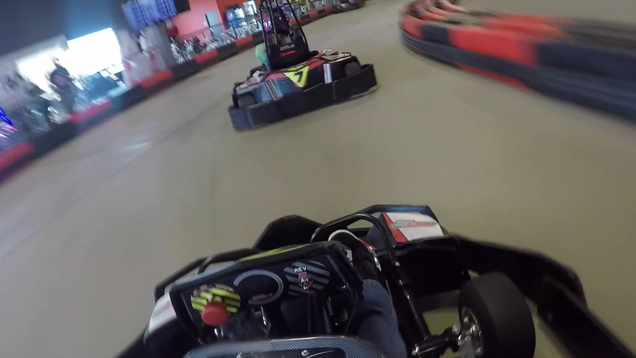MB2 Raceway Indoor Electric Go Karting in Minneapolis, MN - YouTube