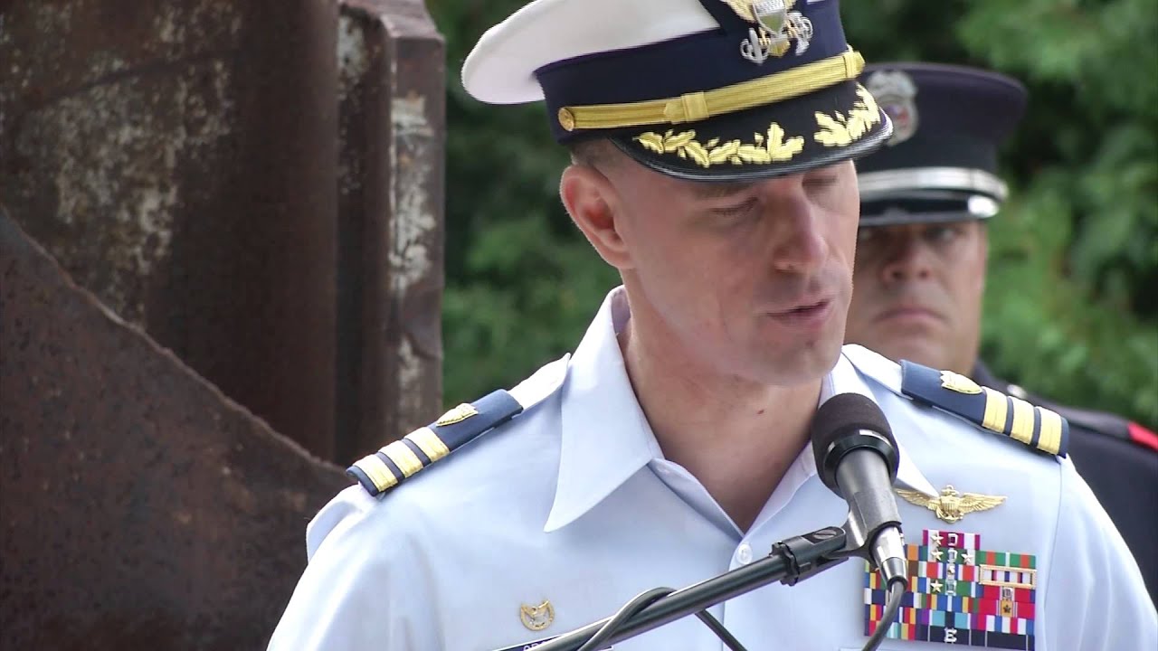 Commander Cross speaks the truth at 9-11 ceremony - YouTube