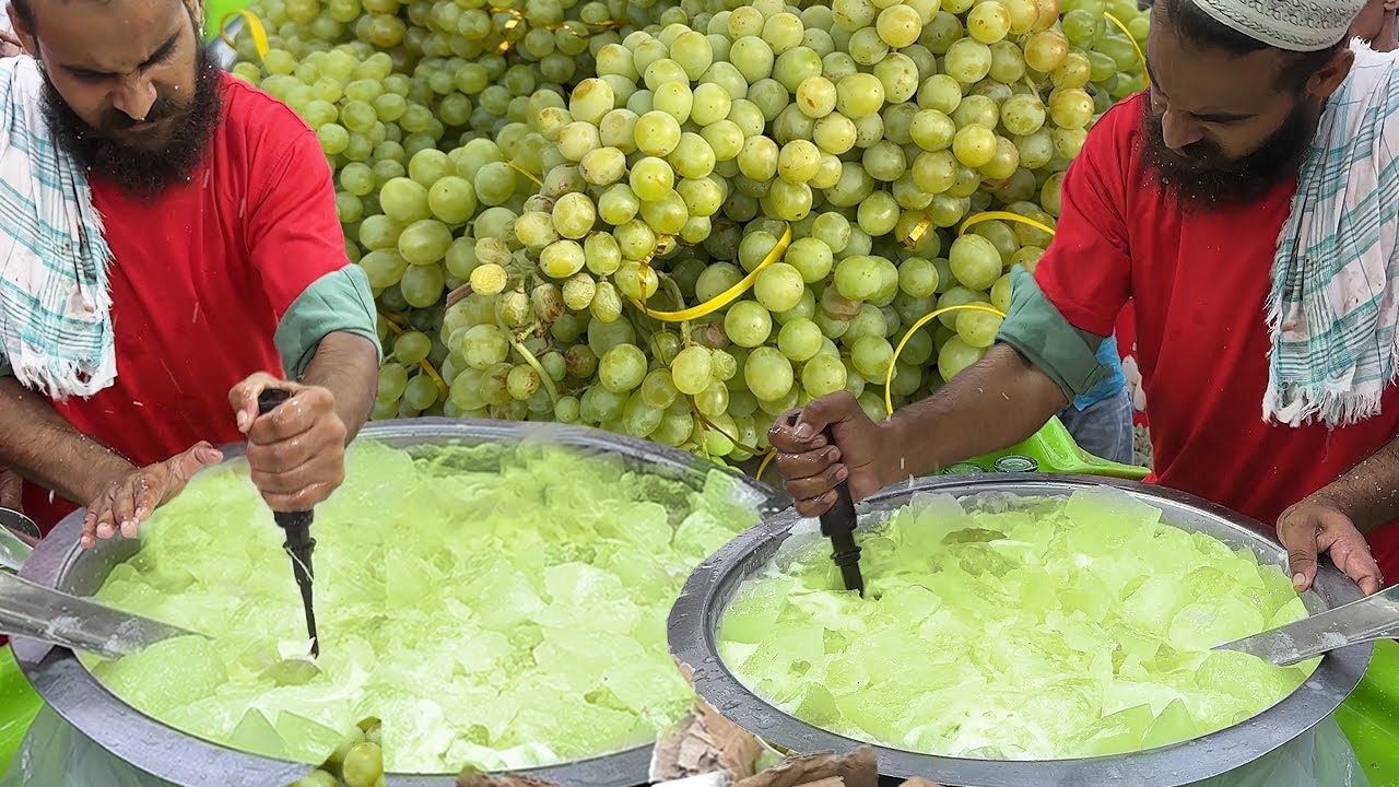 Famous Angoor Ka Sharbat | Refreshing Street Drink Ice Grapes Juice ...