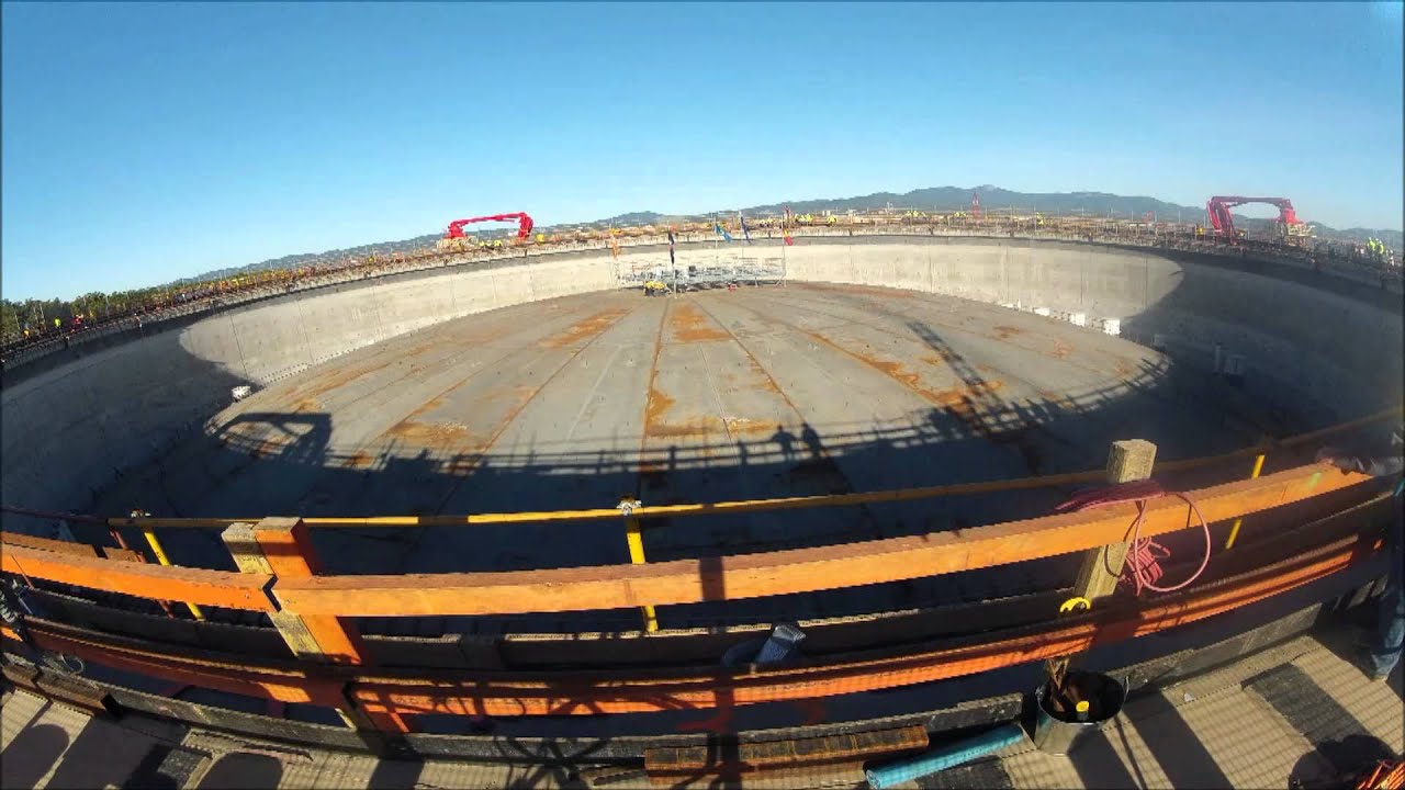 QCLNG Tank A roof lift - YouTube