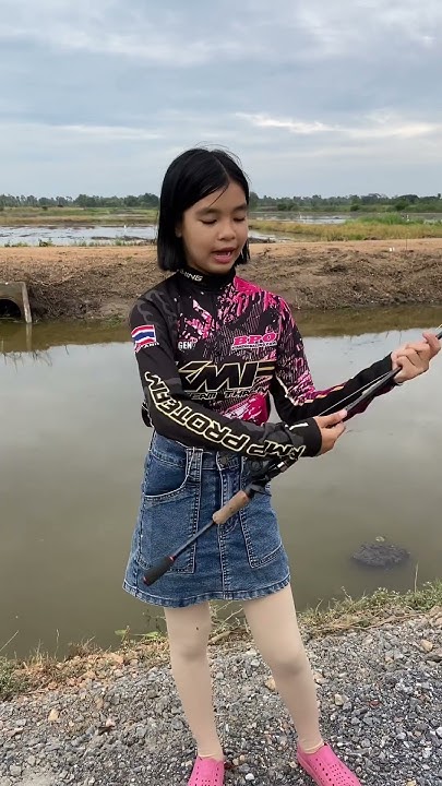ข้าวหอม คอนเฟิร์ม หาปลาวันละ 1 ตัวเสียดายซ็อตกัดถ่ายไม่ทัน😅😅 เทพหอม