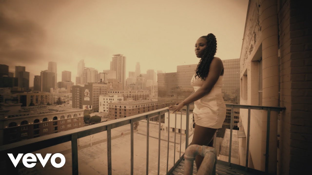 Sarah La Morena - Tristes Recuerdos - YouTube