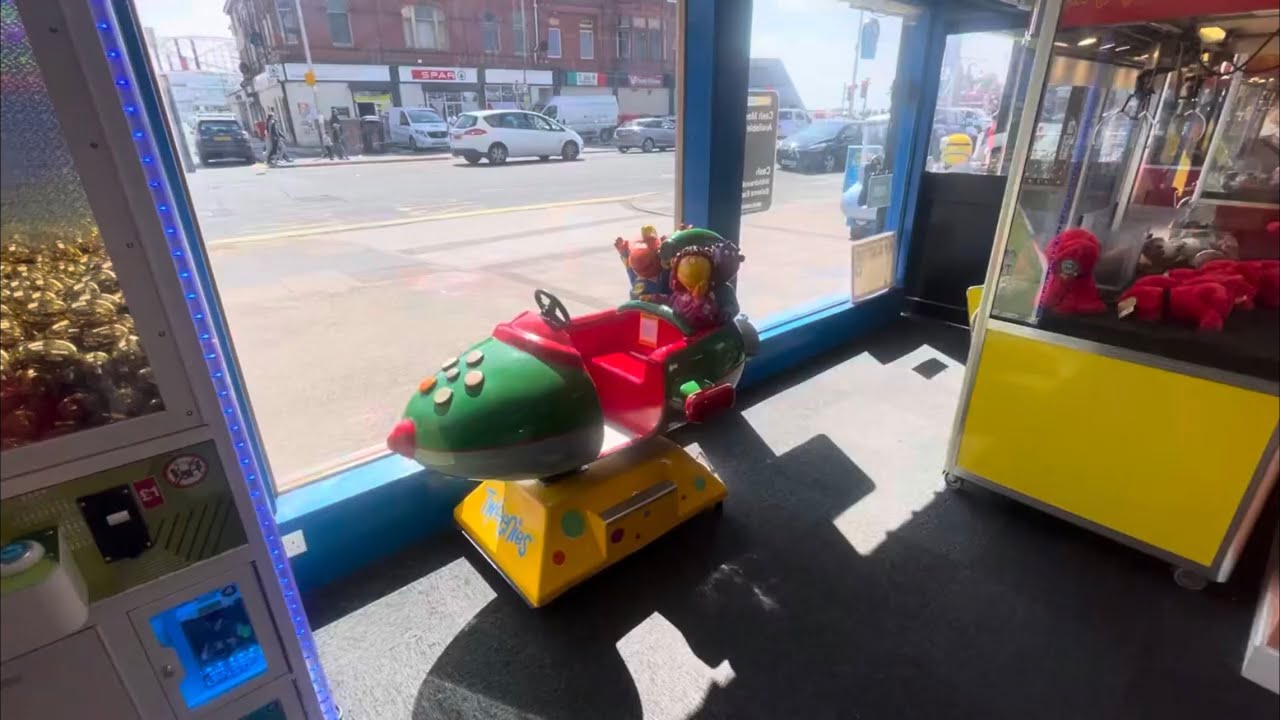 Amutec Tweenies Kiddie Ride - YouTube