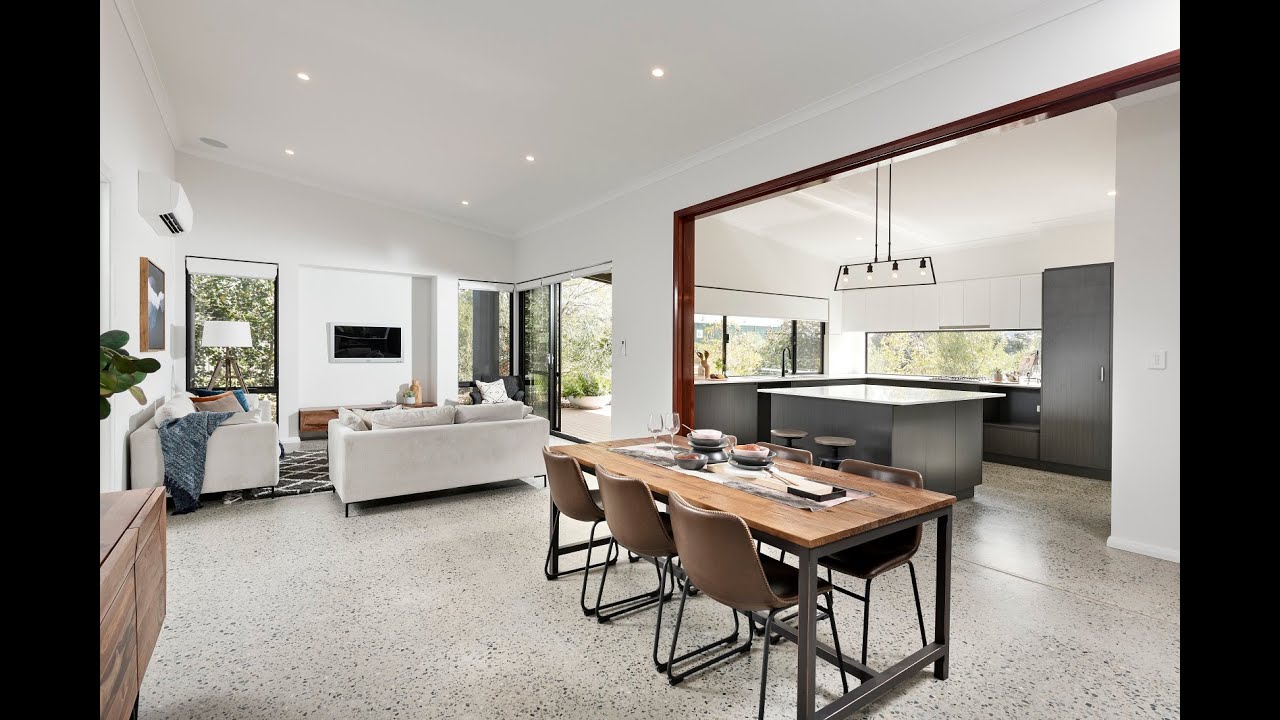 Hamelin Bay Display Home - 4 bed, 2 bath, separate living/dining and ...