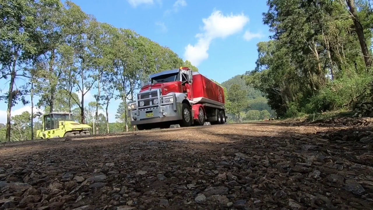 MJ Smith Group Roadwork Crew - YouTube