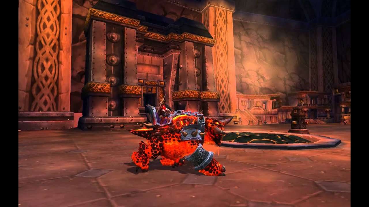 World of Warcraft - Reverse Moonwalk - YouTube