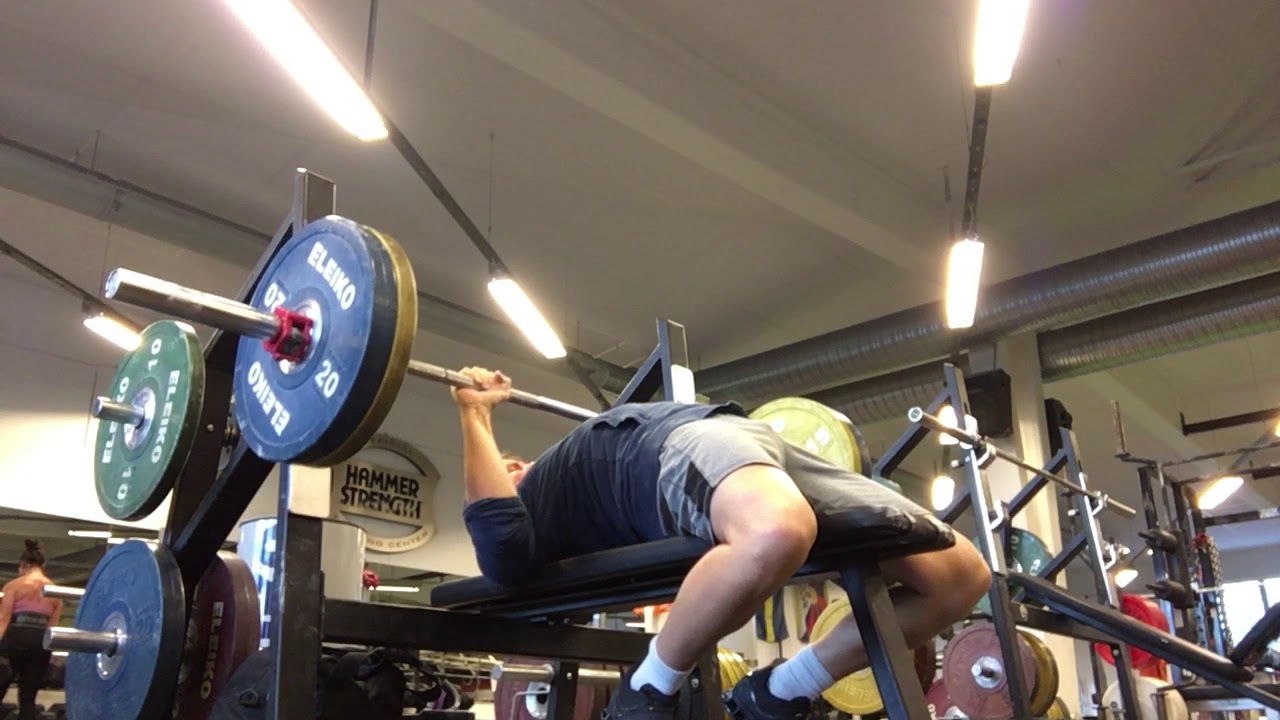90kg Bench Press - YouTube