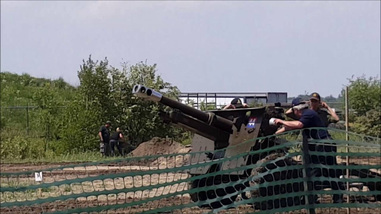 The Ontario Regiment RCAC Museum - Artillery - YouTube