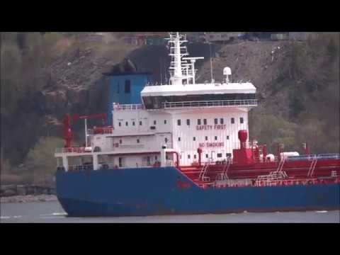 Kitikmeot W - IMO 9321219 - YouTube