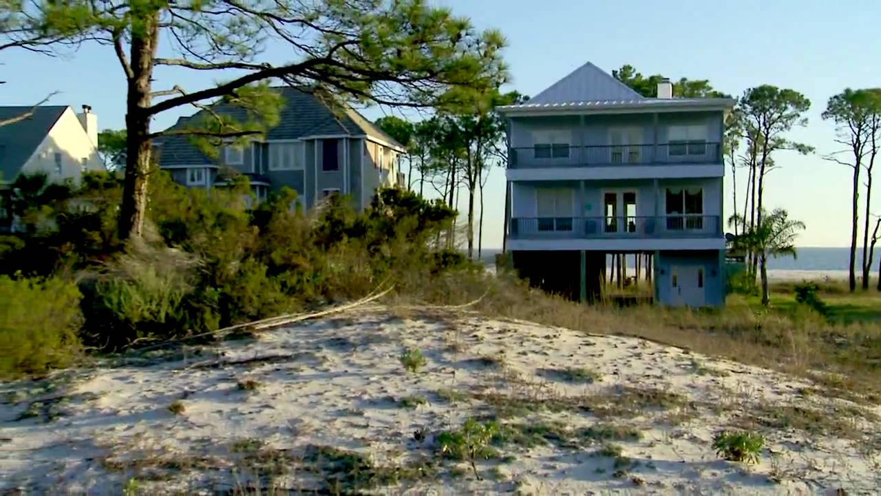 DeSoto Landing gulf front /golf front community on Dauphin Island - YouTube