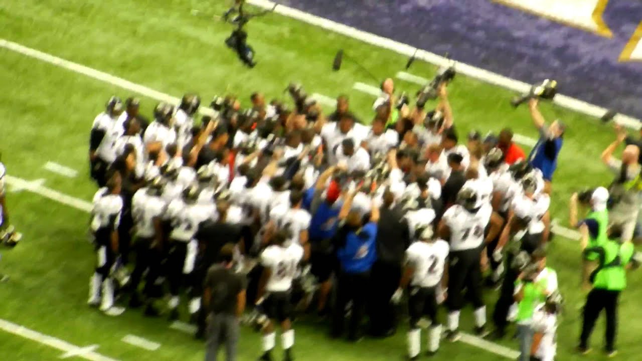 Ray Lewis pre-game huddle Super Bowl XLVII Superdome New Orleans - YouTube