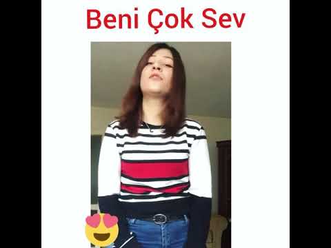 Tarkan beni çok sev (işaret dili )
