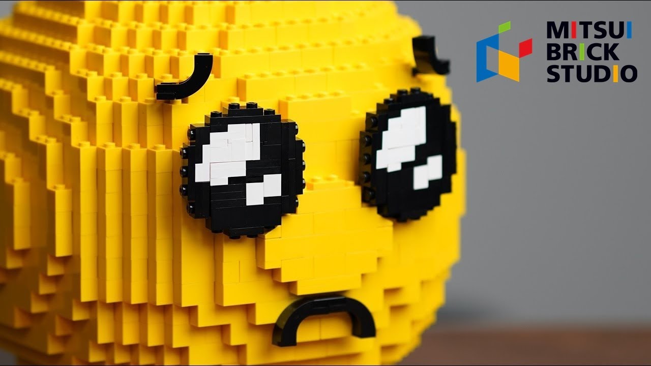 How to Build a Emoji of Pleading Face 🥺 with LEGO®️ Bricks tutorial ...