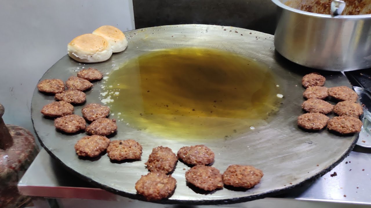 Best kabab pav in Ghatkopar | Mumbai street foods | street foods Mumbai ...