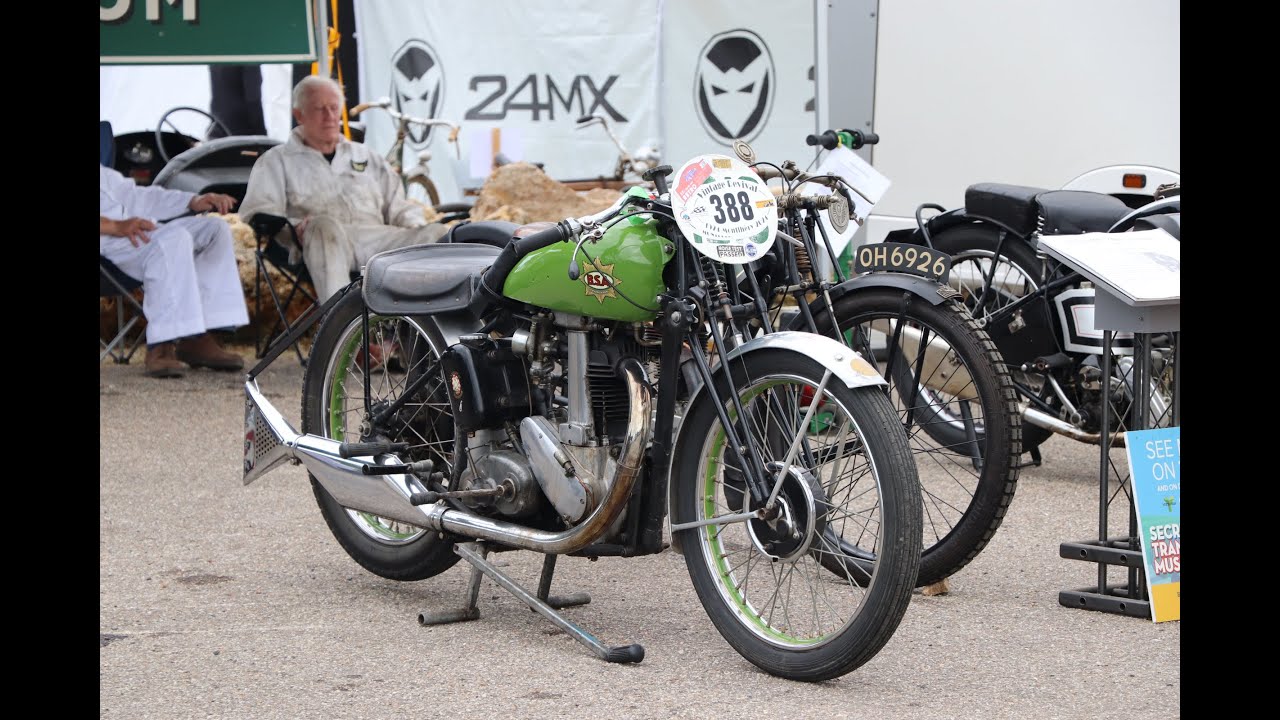 Vintage Revival Montlhéry 2024 : Retour dans le passé en moto ! - YouTube