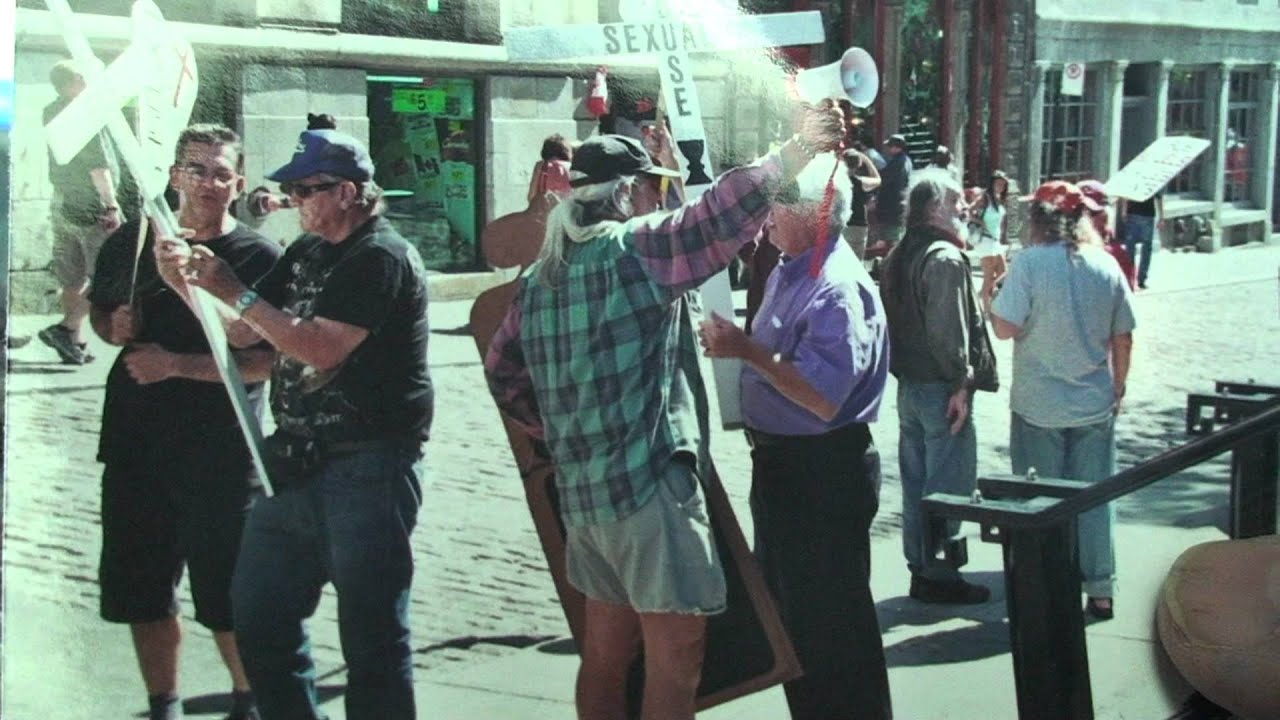Manif Joliette avec sa Clarina Duguay, Rod Vienneau .MTS - YouTube