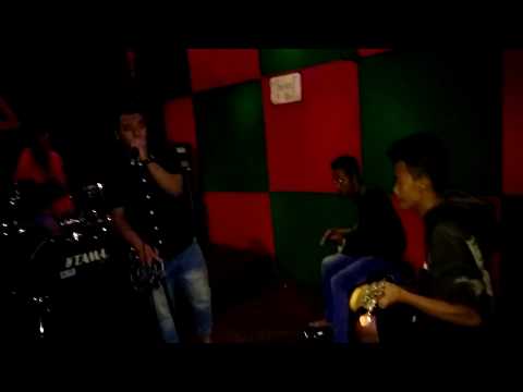 Latihan Konyol SUCKED GREEN THINK