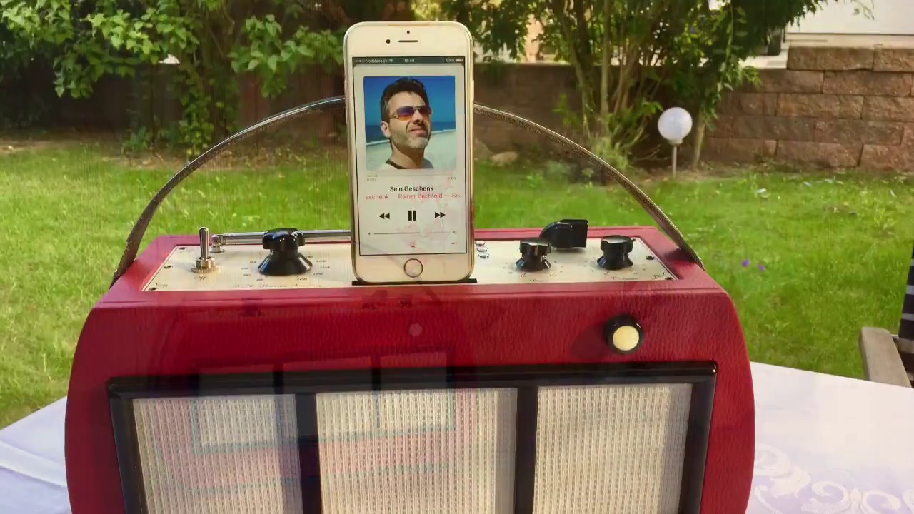 DIY Boombox Vintage Radio Raspberry Pi 2 Hifiberry Dac+ - YouTube