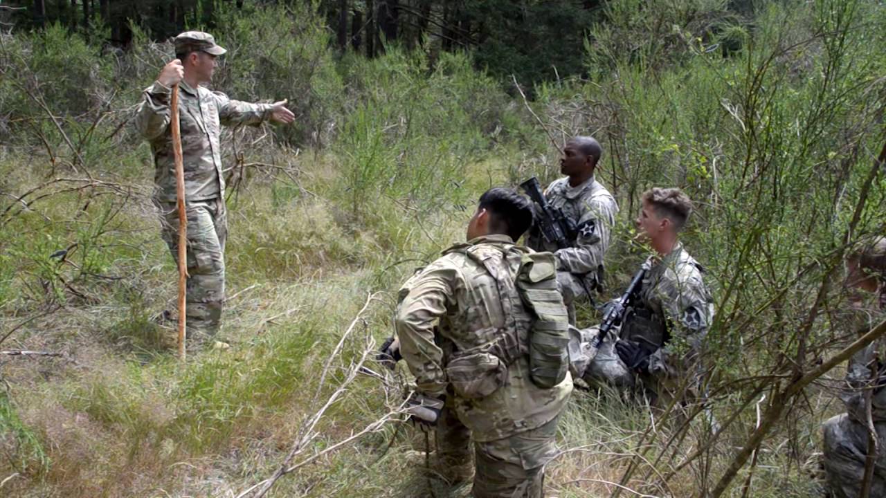 1-23 Inf. conducts a Team Leader Course - YouTube