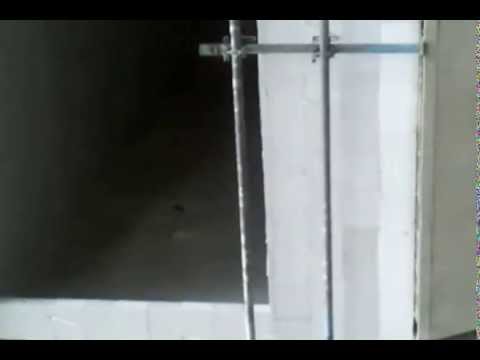 Stenen voor binnenwanden kalkzandsteen en poriso - YouTube