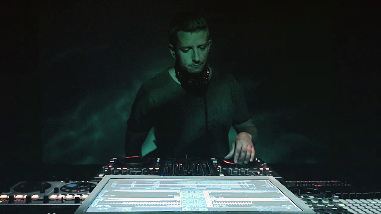 TVR Studio Present: Kay-D (DJ Set) - YouTube