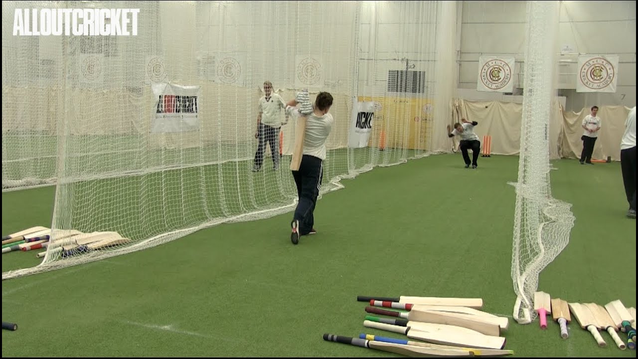 ALL OUT CRICKET GEAR TEST 2015 - YouTube