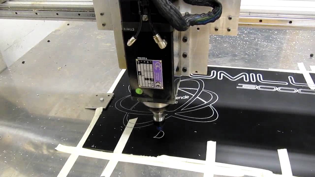 eduMill 3000 - Milling PVC sign - YouTube