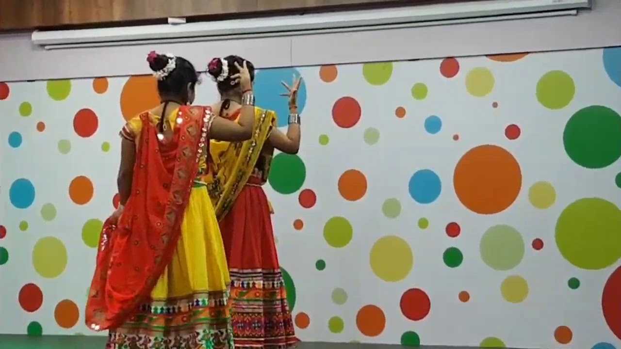 Ghoomar and shubharam dance by Aradhya and Kinjal - YouTube
