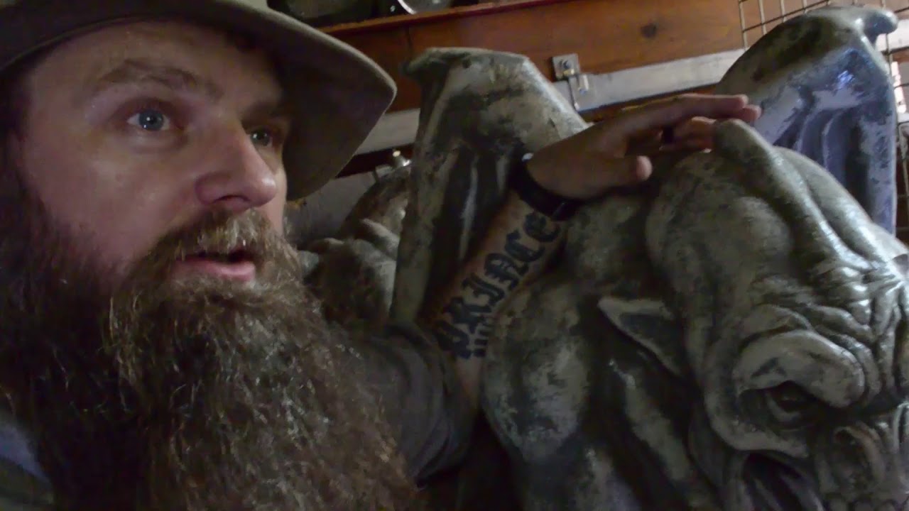 Haunt Manor Attractions and The Creative Mind Behind Them - YouTube